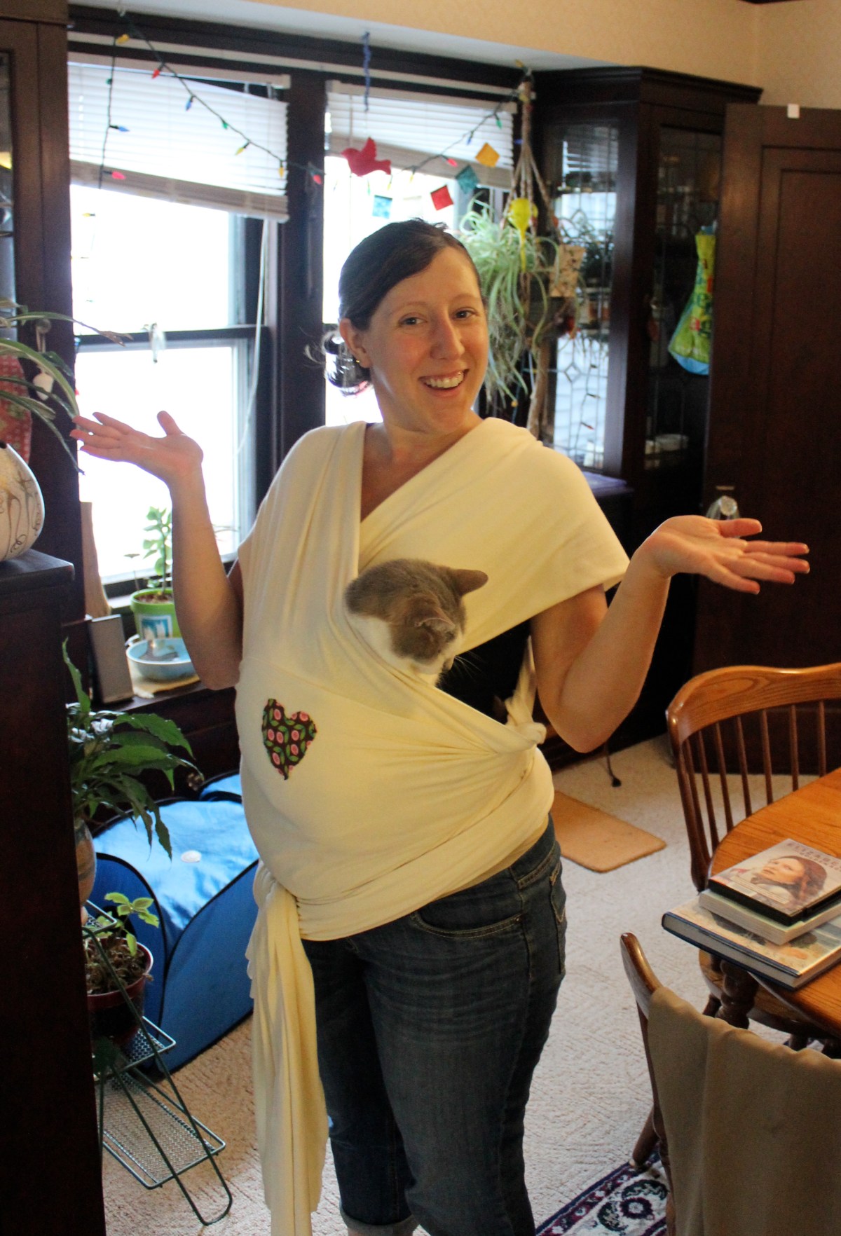 Super Easy DIY Moby-type Wrap for Baby | These Light Footsteps